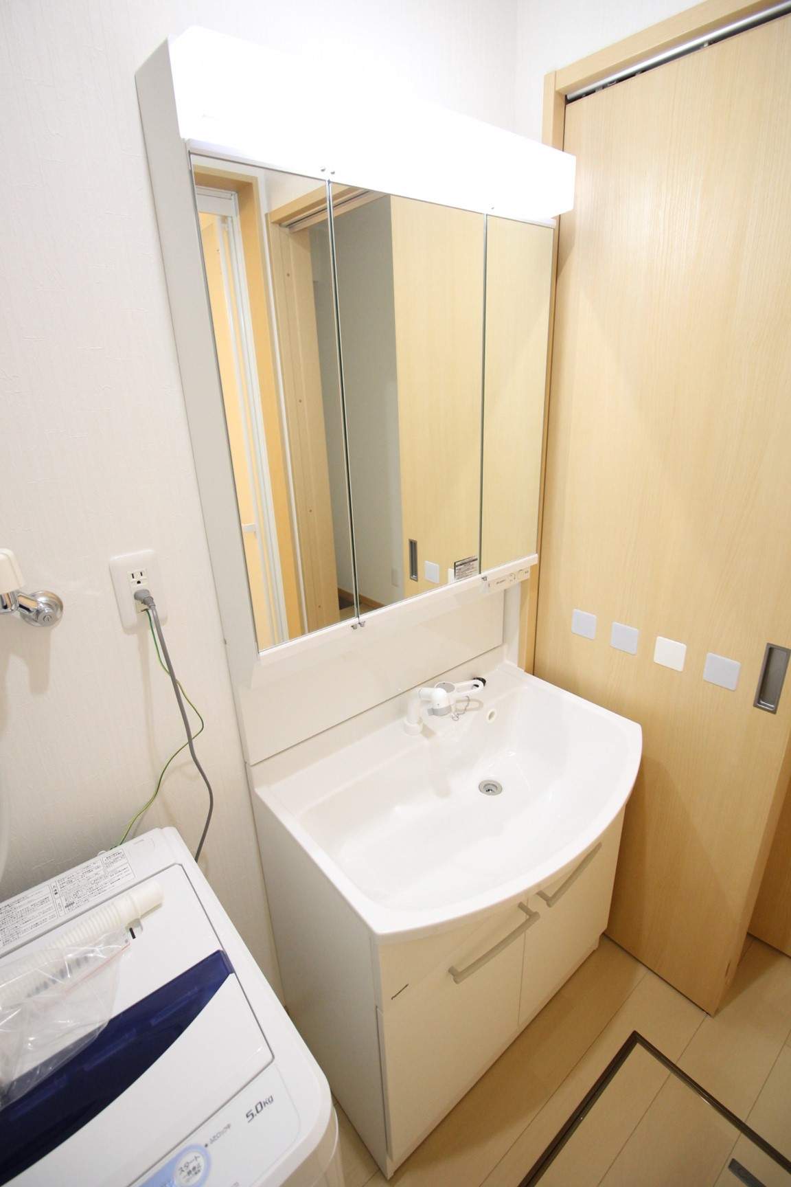 エスパニア札幌IV | 洋室が浮いている？！秘密基地感のある1LDK - 札幌の賃貸情報メディア イエッタ ietta - イエッタ