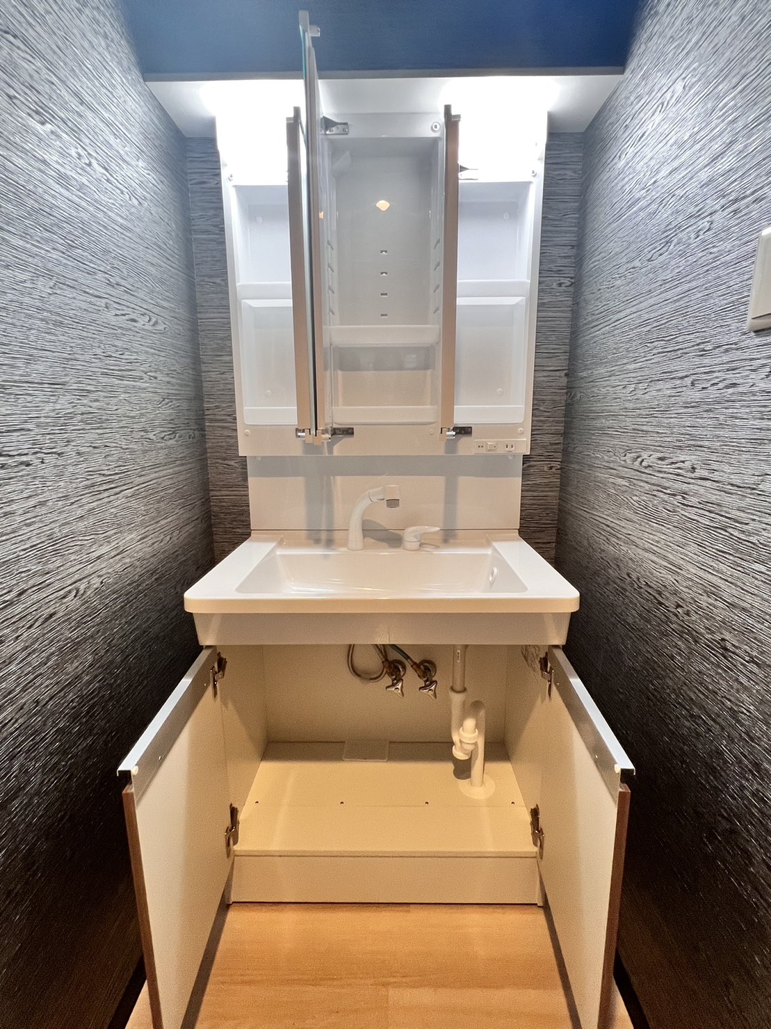 AMBITION NAKAJIMA PARK｜木目の温かみのある新築広々1LDK - 札幌の賃貸情報メディア イエッタ ietta - イエッタ