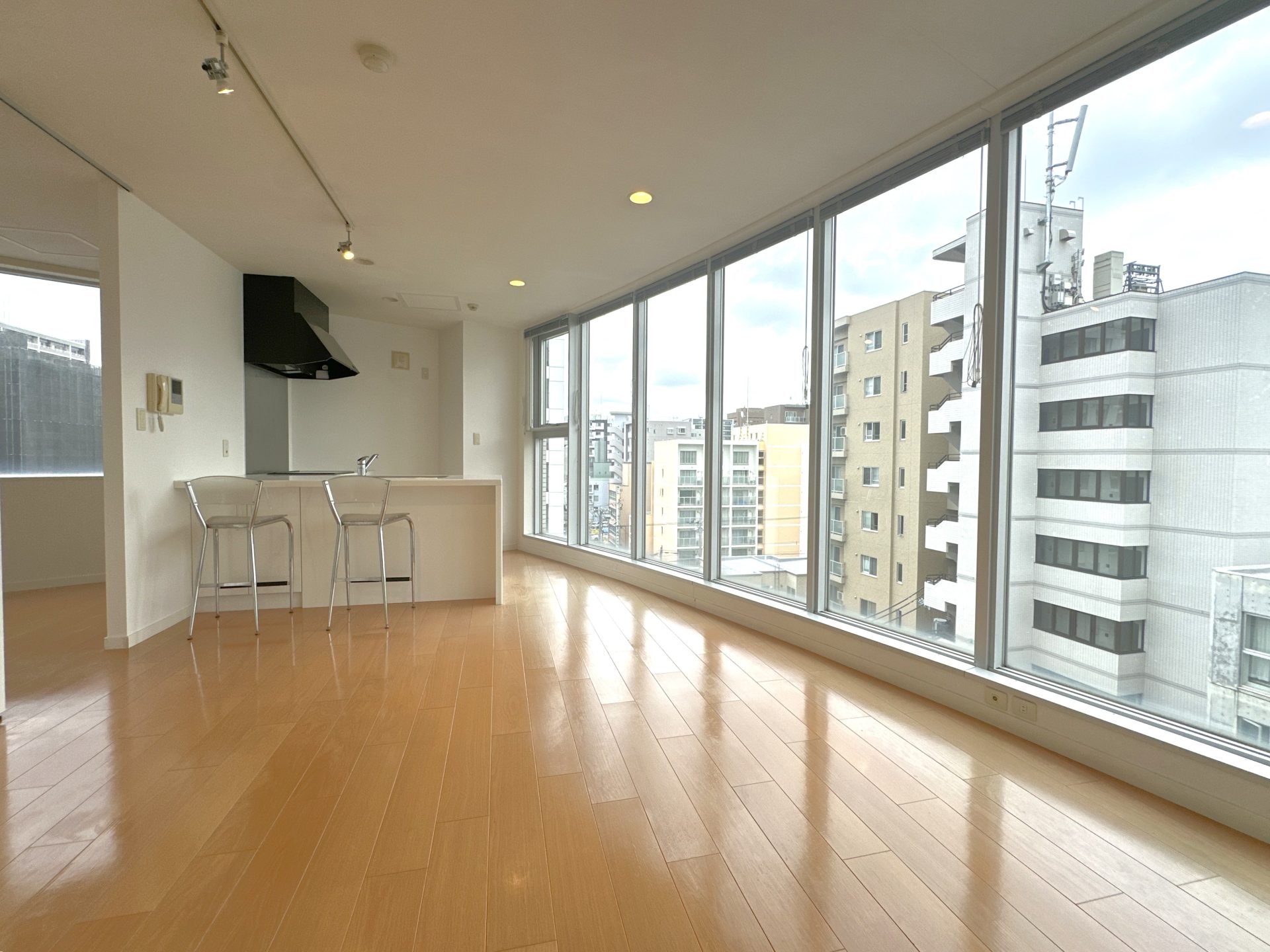 INFINITY22 │円山に暮らす、特別な形の空間 - 札幌の賃貸情報メディア イエッタ ietta - イエッタ